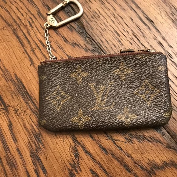 Louis Vuitton | Accessories | Authentic Louis Vuitton Monogram Key Case ...